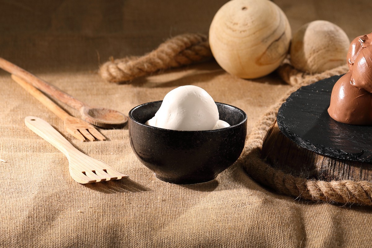 White profiteroles (pyramid) | Special | Pasticceria Veneta