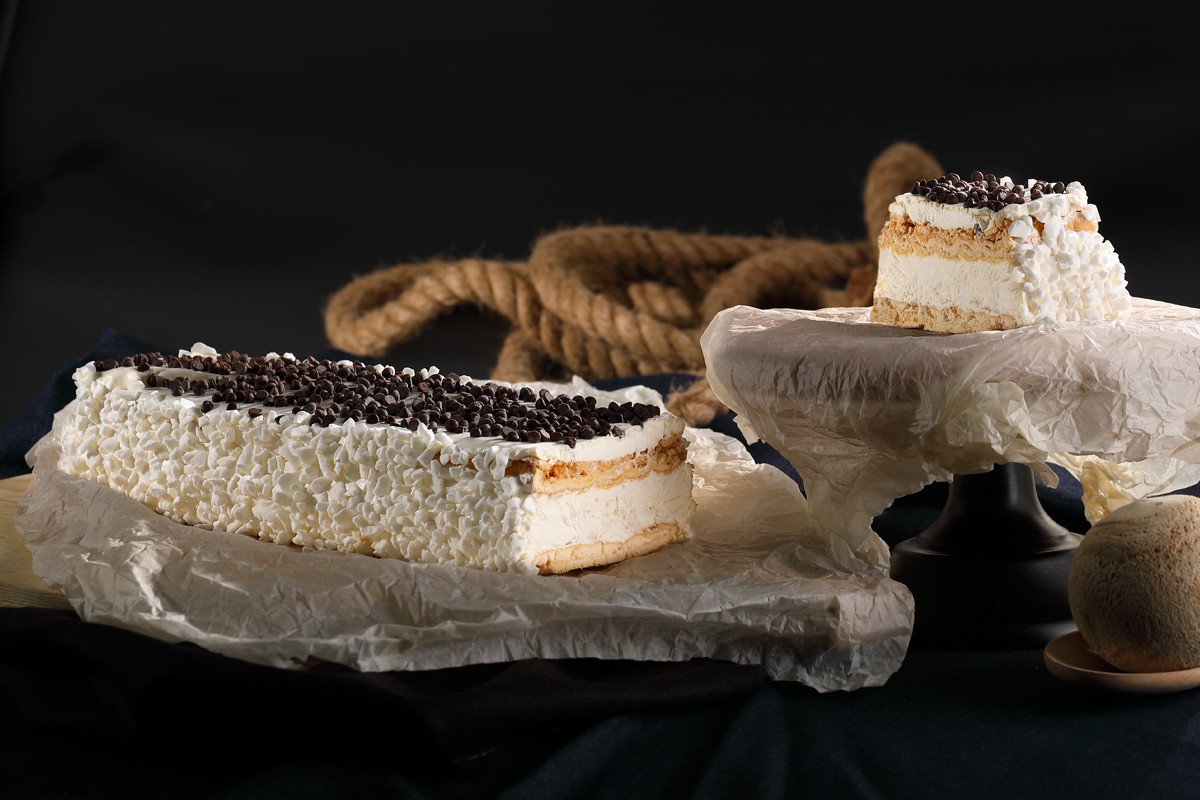 Meringue slice | Confectionery | Pasticceria Veneta